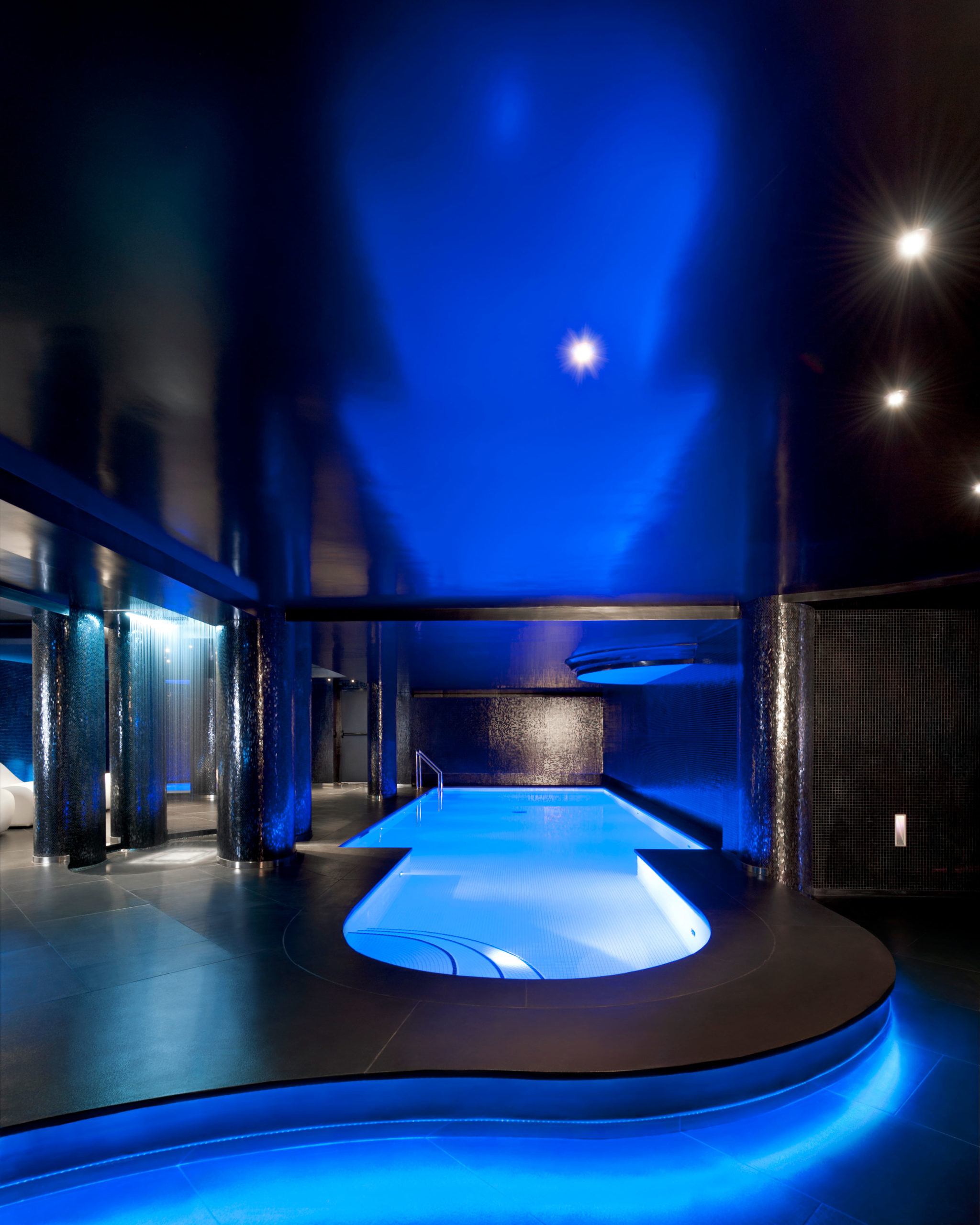 MAXIME D'ANGEAC - Frontline Studio